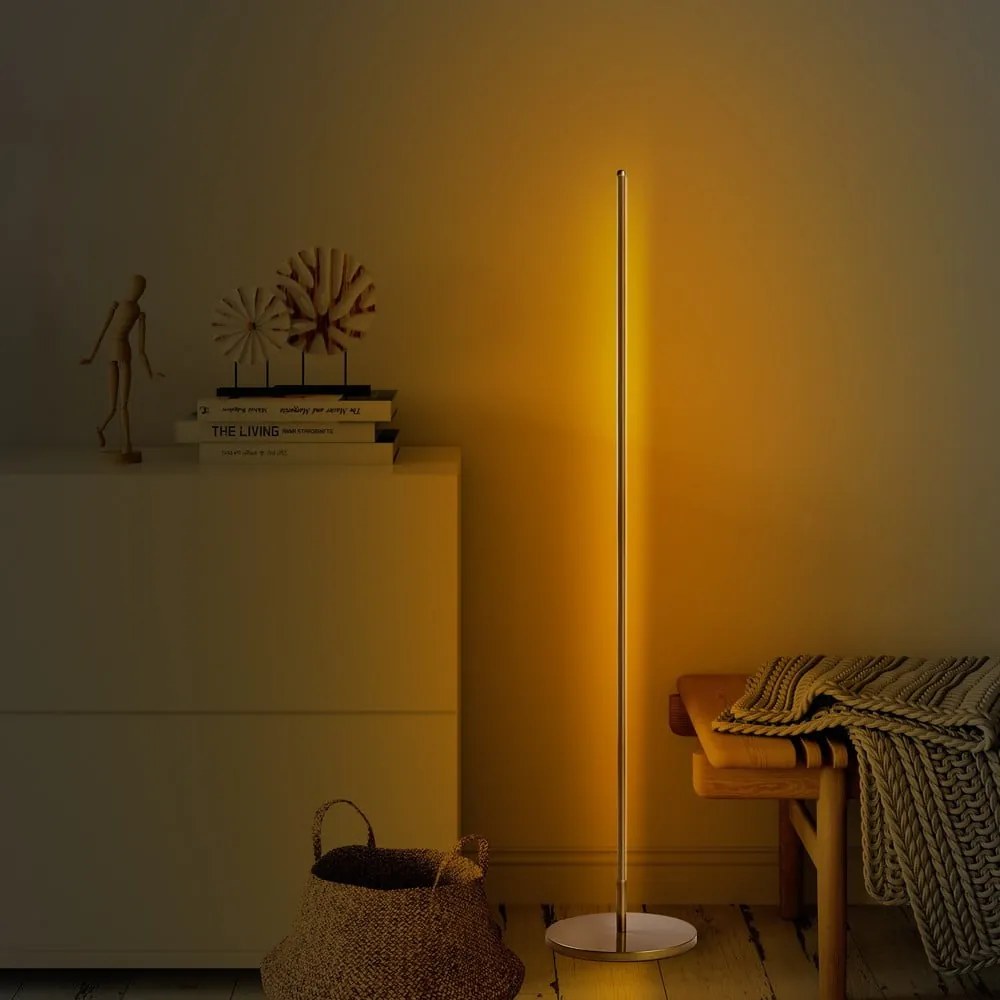 LED stojací lampa ve zlaté barvě (výška 153 cm) Sword – Opviq lights