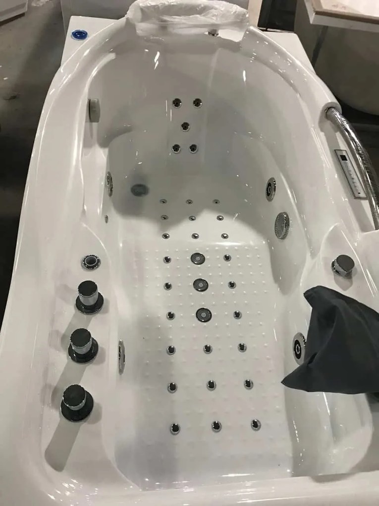 NIKIDO Hydro Masážní vana HERMES pravá 173x93x70 s ohřevem