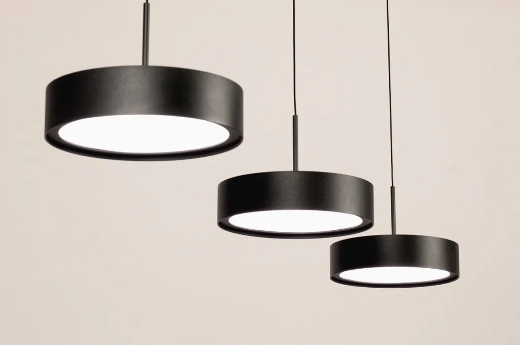 Závěsné LED svítidlo Bonn Nero 3 Lineo