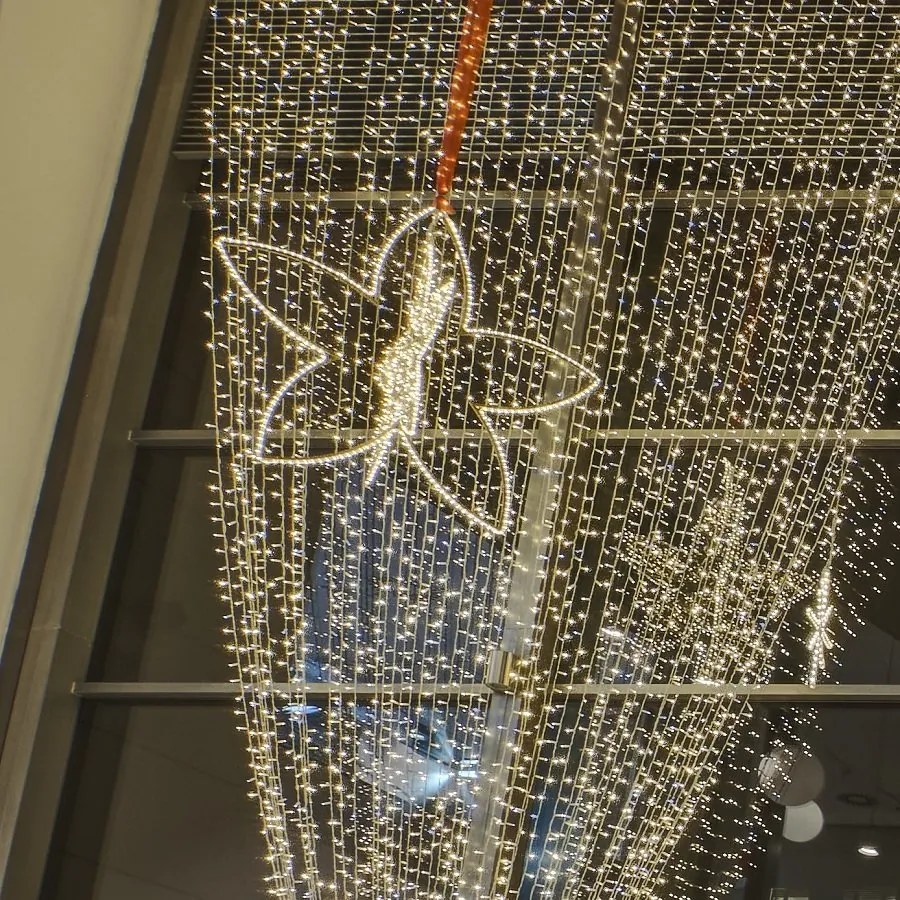 Easy Fix LED světelný závěs interiér, 100 × 500 cm, teple bílá, 500 diod, 10 pramenů, čirý kabel, IP20, prodlužovací
