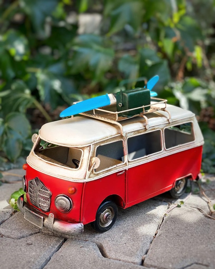 Plechový model Retro autobus se surfem