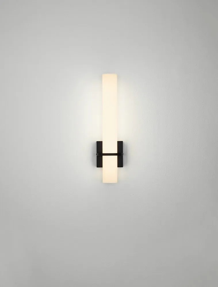 Bílé/matně černé ocelové LED nástěnné svítidlo Luca – Nova Luce
