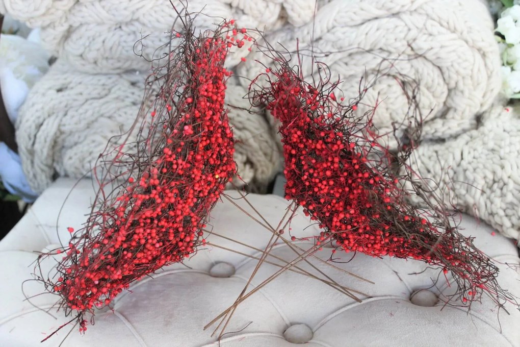 Proutěný držák na kytice s červenými bobulkami 2ks