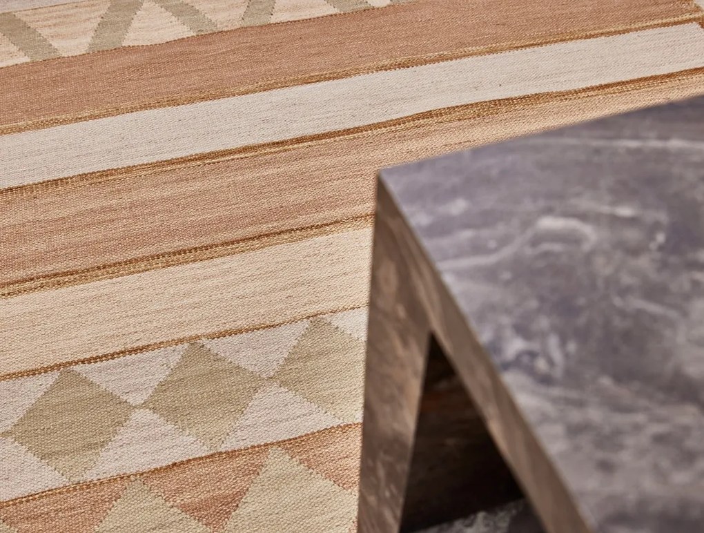 Diamond Carpets India, Ručně vázaný kusový koberec Cosmati DESP P121 Beige Mix, 140x200, béžová, chodba / předsíň