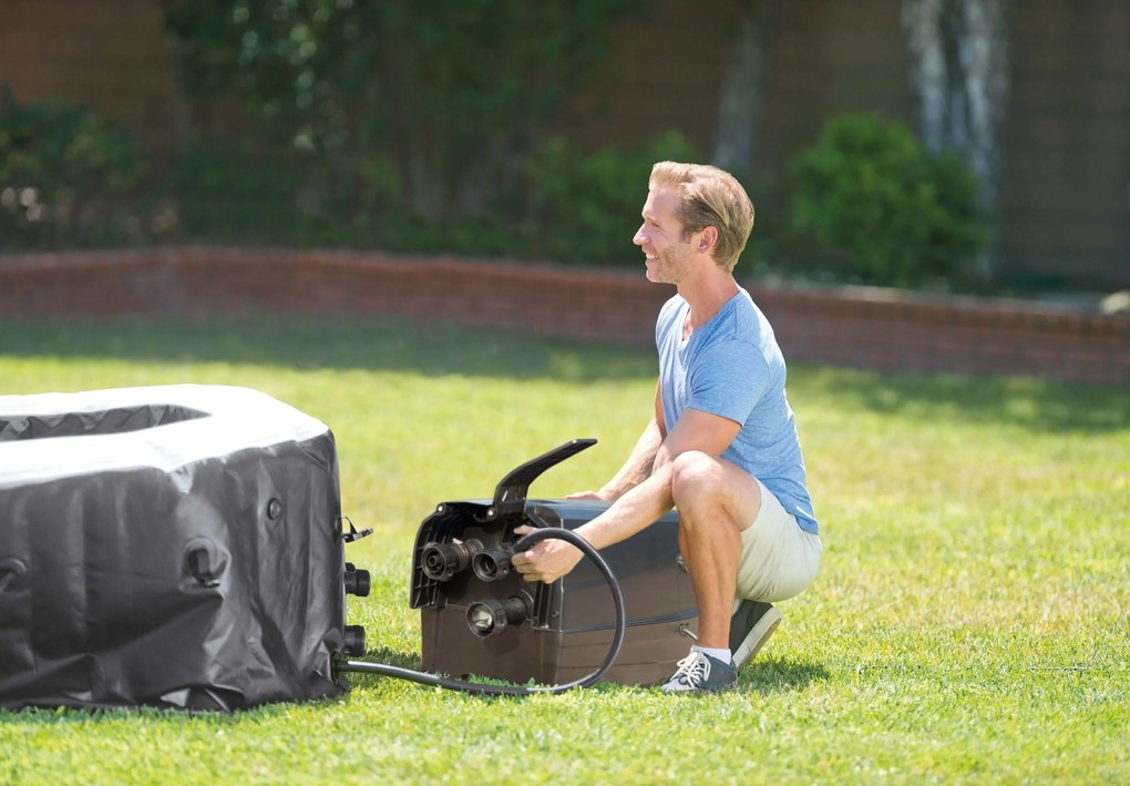 Marimex | Vířivý bazén Pure Spa - Jet & Bubble Deluxe HWS 4 + Solární sprcha UNO 35 l hliníková s LED světlem | 19900164