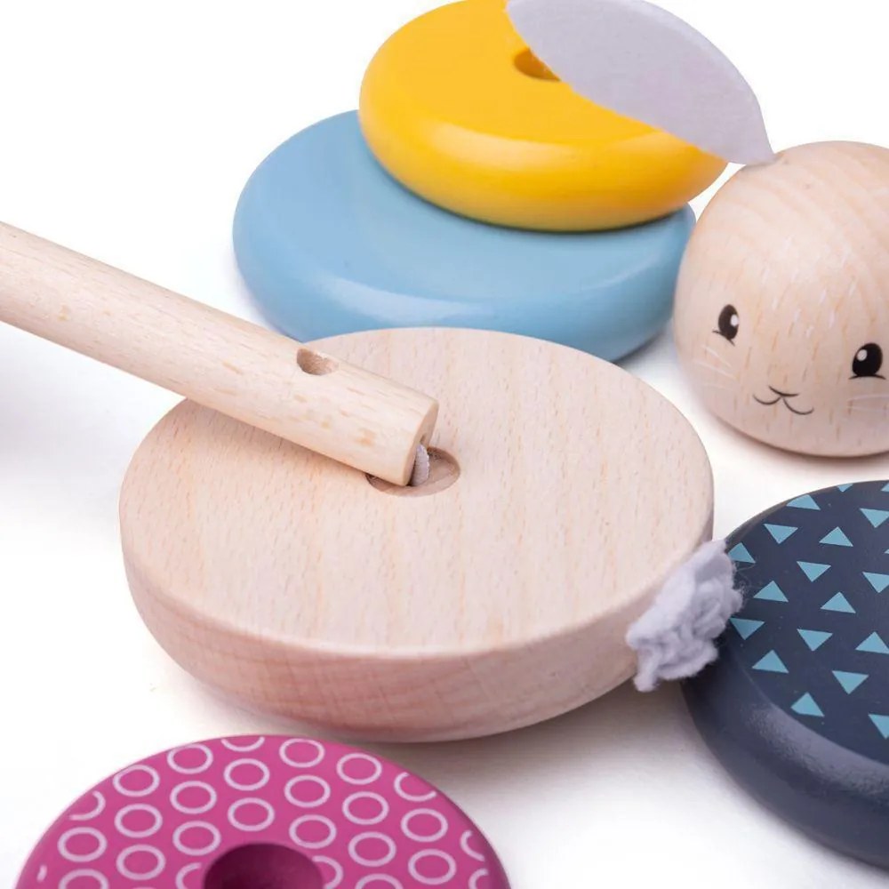 Bigjigs Toys Baby Dřevěná motorická nasazovací věž králíček Bigjigs