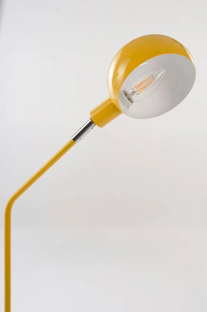 Žlutá kovová stojací lampa s ohybatelnou konstrukcí (výška 146 cm) Lincon – Jotex