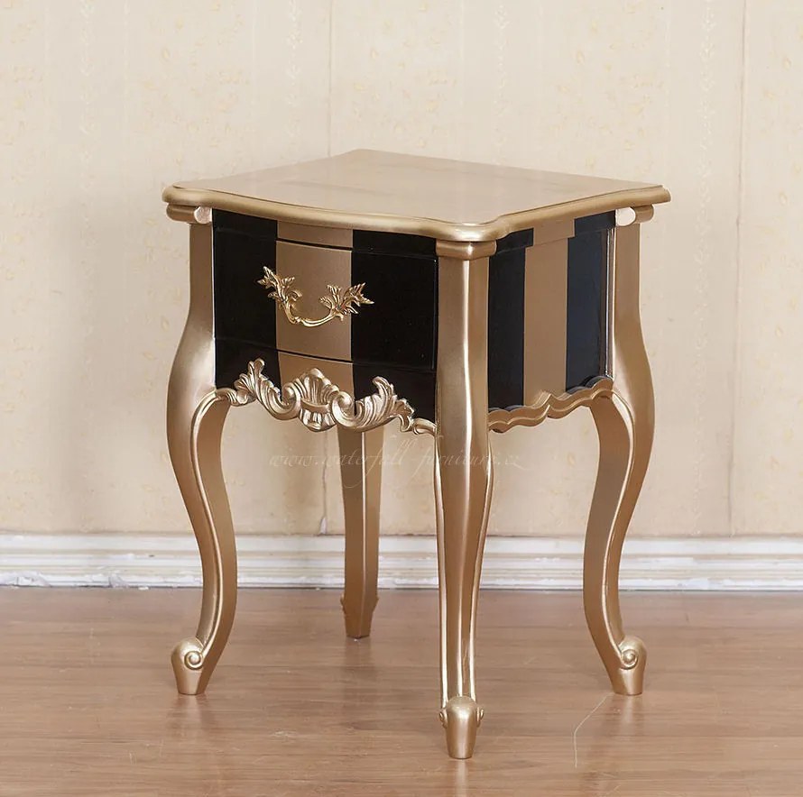 Zlatý barokní noční stolek