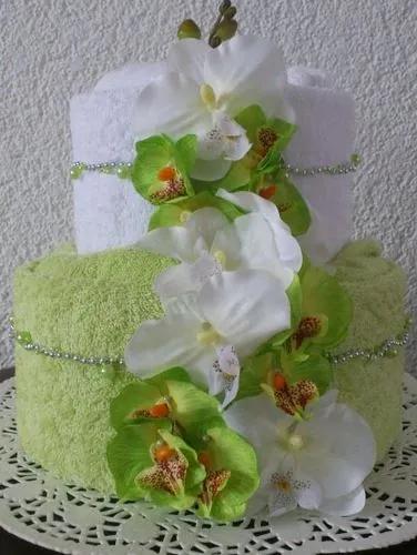 Ručníkový dort bílozelený s orchidejemi - 303 svatební či narozeninový