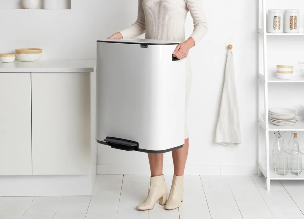 Brabantia BO pedálový koš 60L bílá