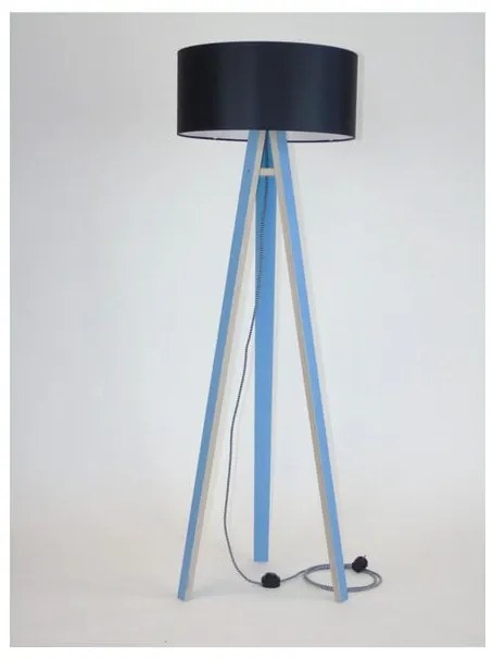 Modrá stojací lampa s černým stínítkem a černo-bílým kabelem Ragaba Wanda