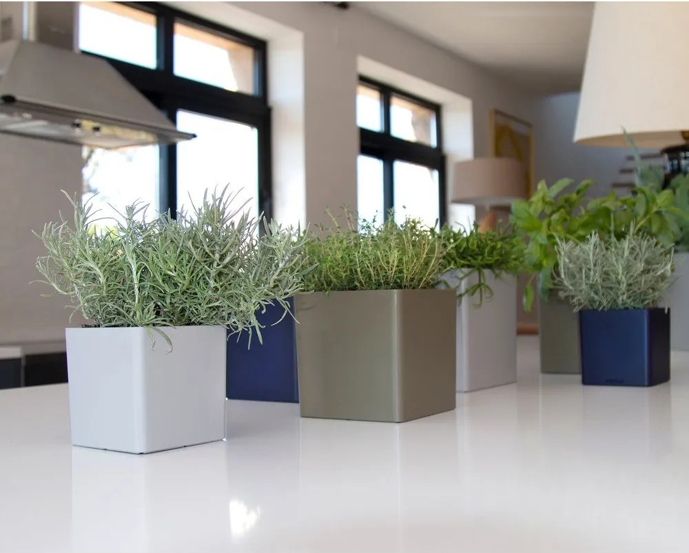Květináč z recyklovaného plastu Oslo – Artevasi