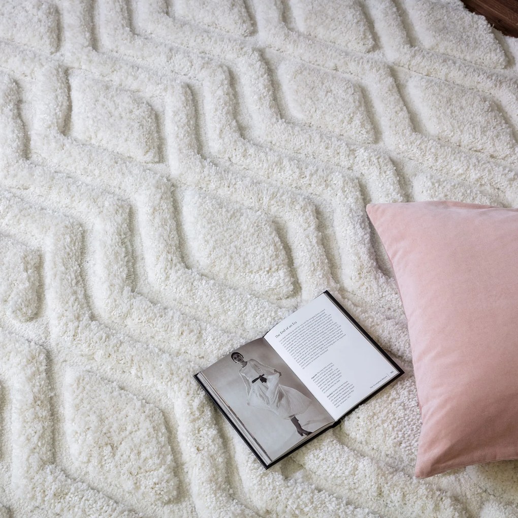 Tribeca Design Kusový koberec Artas Off White Rozměry: 200x290 cm