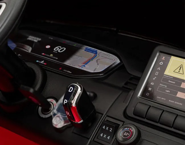 Elektrické autíčko Range Rover SUV Lift červené