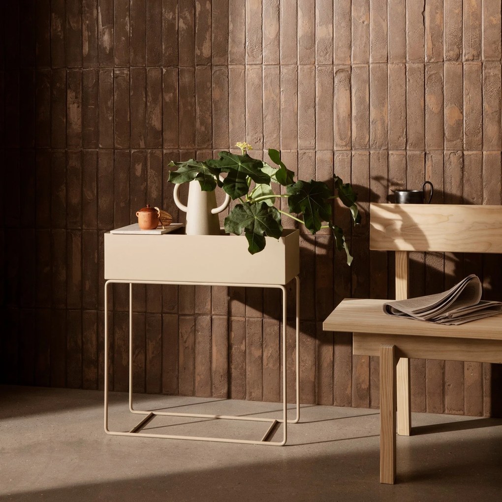 FERM LIVING Truhlík Plant Box, Straw