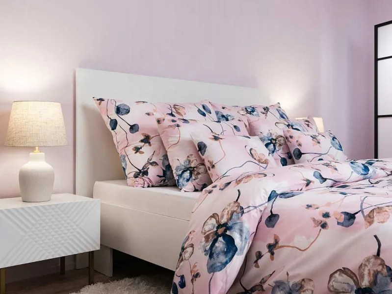 DADKA Povlak na polšář krep Bloom elegance pudrová Rozměr 50x70