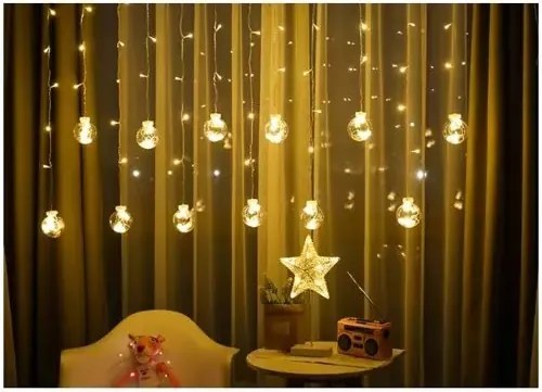 Vánoční osvětlení ISO19736  světelný závěs s koulemi 108 LED na USB, teplý bílý