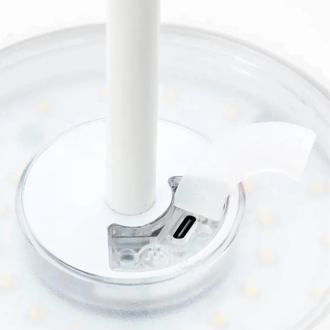 Brilliant G40445/75 Venkovní stojanová AKU lampa MACOBO bílá USB-A