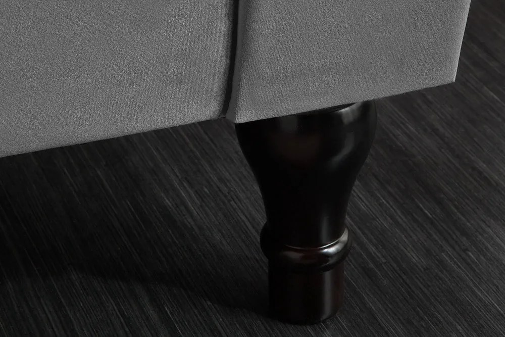 Designová sedačka Rubby Chesterfield II 225 cm stříbrno-šedá