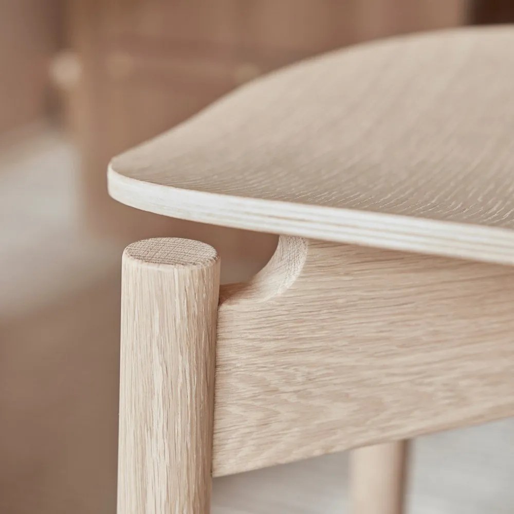 Jídelní židle z jasanového dřeva ve světle přírodní barvě Oy – OYOY Living Design