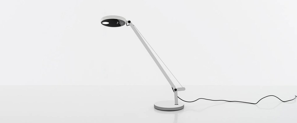 Artemide 1747020A Demetra Micro Table, bílá stolní lampička s dotykovým stmívačem, 6W LED 3000K, 51,5cm