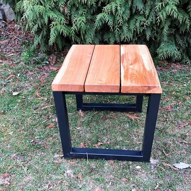 KULHÁNEK Zahradní stolička s kovovými nohami Odstín nátěru: lazura - ořech, Odstín podnože: černá s jemnou strukturou - JS RAL 9005