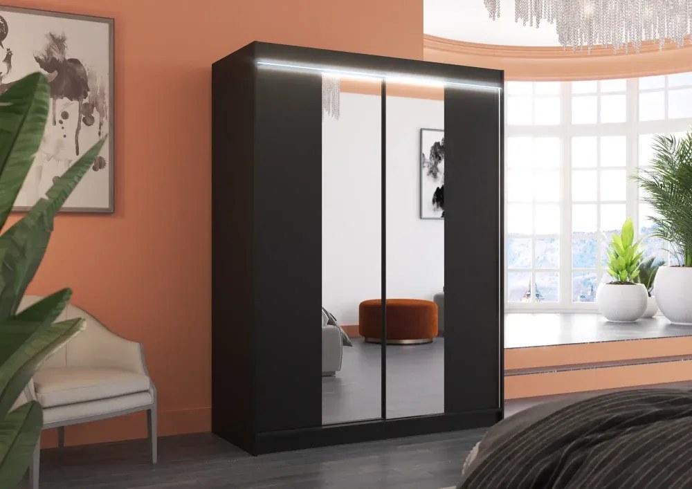 Posuvná skříň se zrcadlem a LED osvětlením FEVER 150 černá