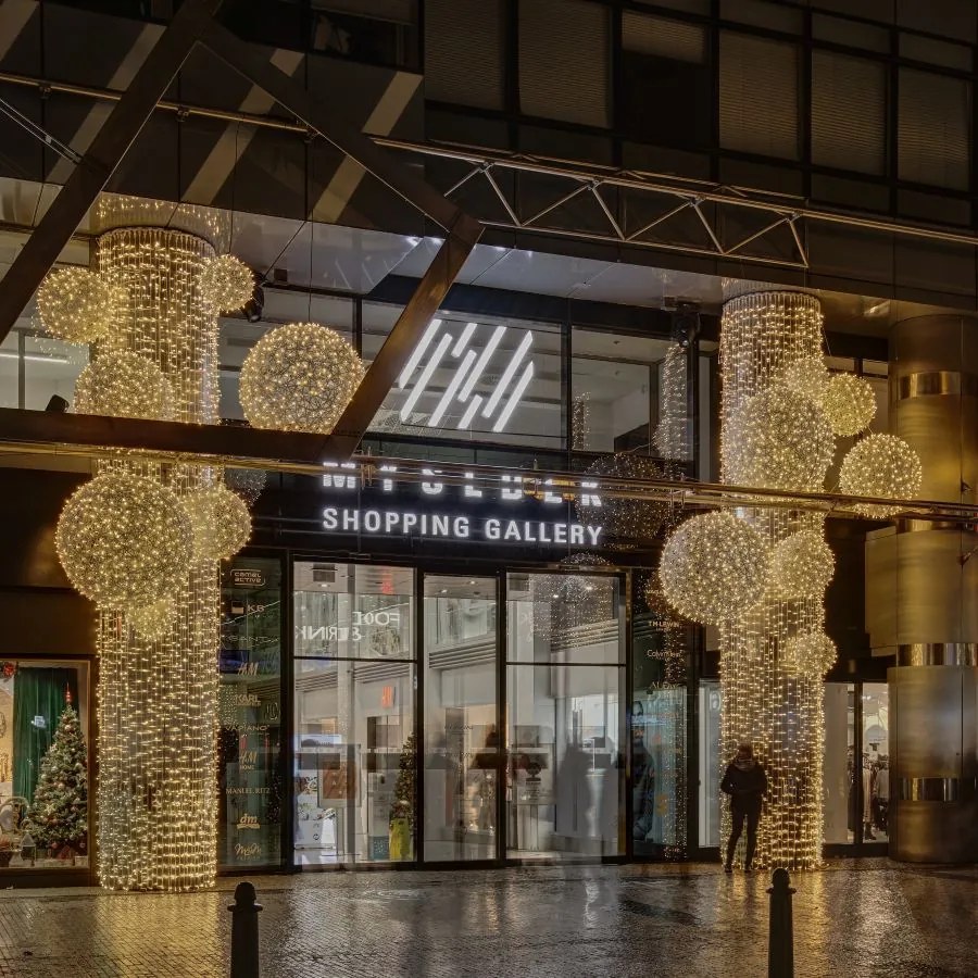 Easy Fix LED světelný závěs venkovní, 100 × 800 cm, teple bílá, 700 diod, bílý kabel, IP67, prodlužovací