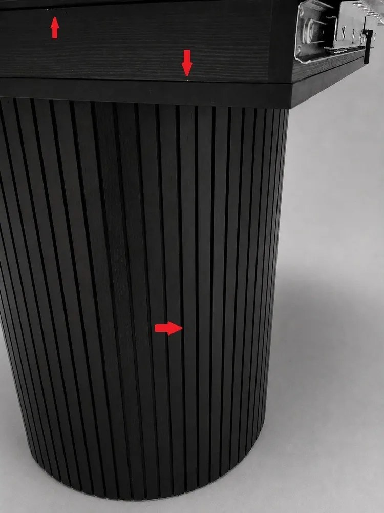 Kulatý rozkládací jídelní stůl s přídavnou deskou v dekoru dubu ø 115 cm Malaga - II. jakost – Bonami Selection