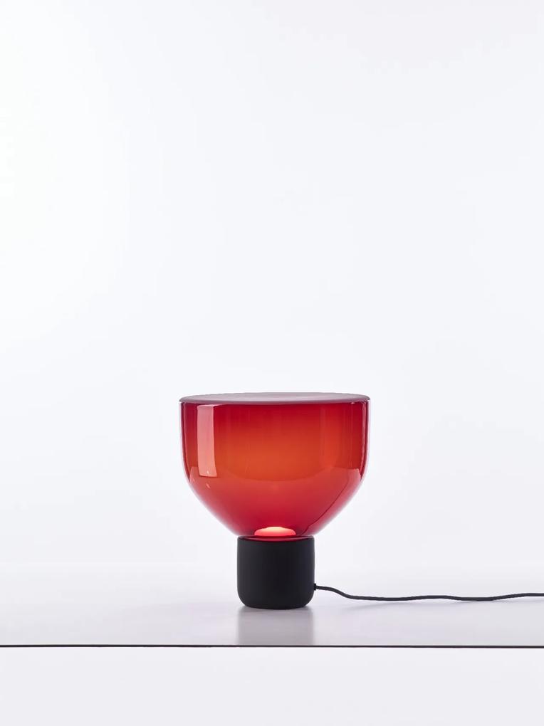 Designová stolní lampa Brokis Lightline S, PC972 Barva skla: červená - transparentní sklo, BARVA SPODNÍ ČÁSTI SKLA: tmavě šedá kouřová - transparentní sklo, POVRCHOVÁ ÚPRAVA SPODNÍ ČÁSTI SKLA: lesklý povrch skloviny