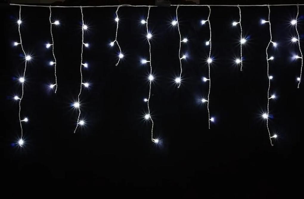 Vnitřní LED vánoční závěs - studená bílá, stále svítící, 5m, 105 LED, průhledný kabel
