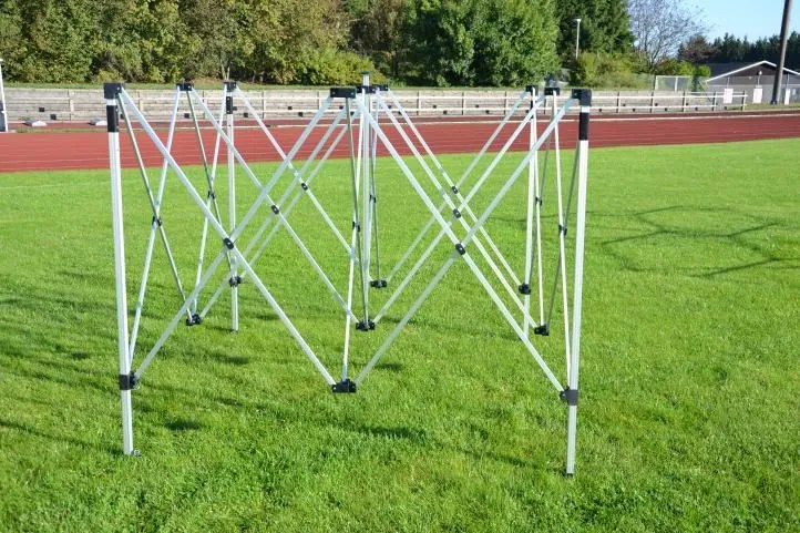 Garthen PROFI 377 Zahradní párty stan nůžkový 3x3 m zelený + 2 boční stěny