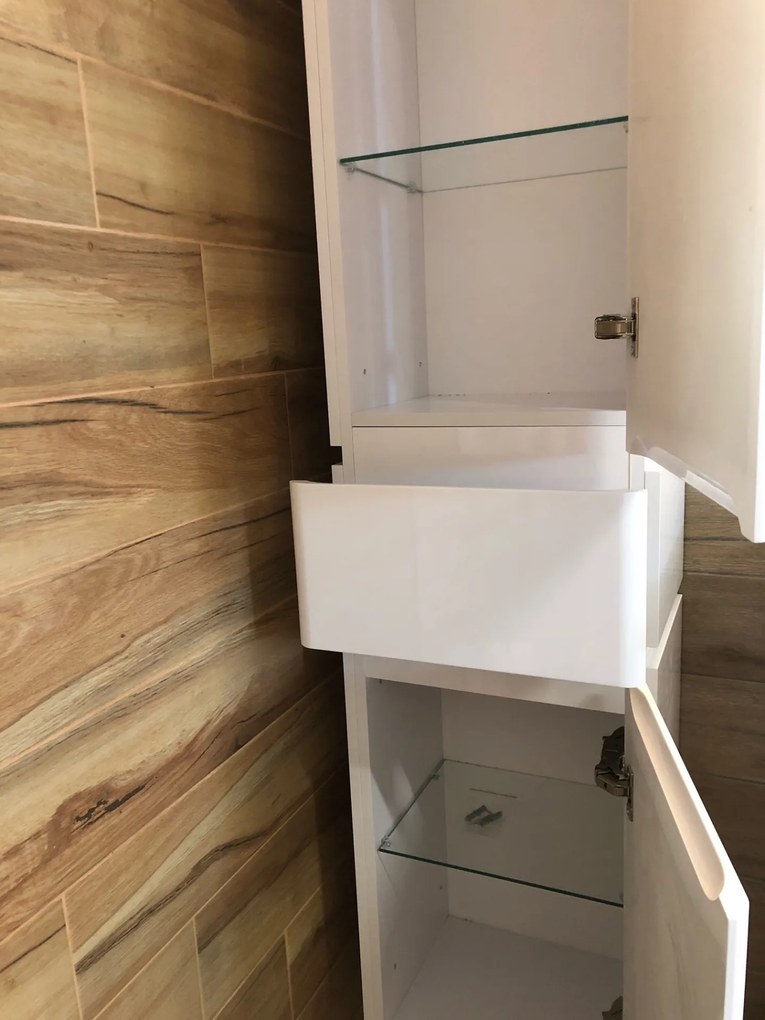 Lavedo Lion White I 40 vysoká skříňka do koupelny Orientace: Levá