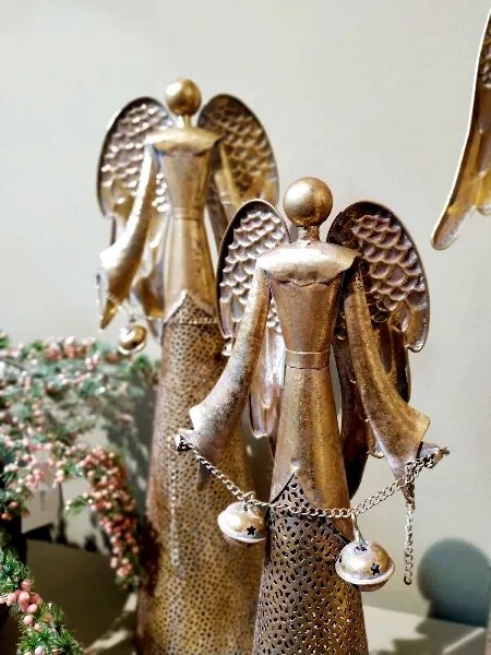 Kovový anděl Doré s rolničkami ve zlaté patině -  59 cm