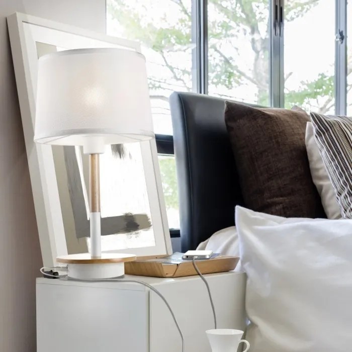 Stolní lampa s USB Mantra NORDICA 5464