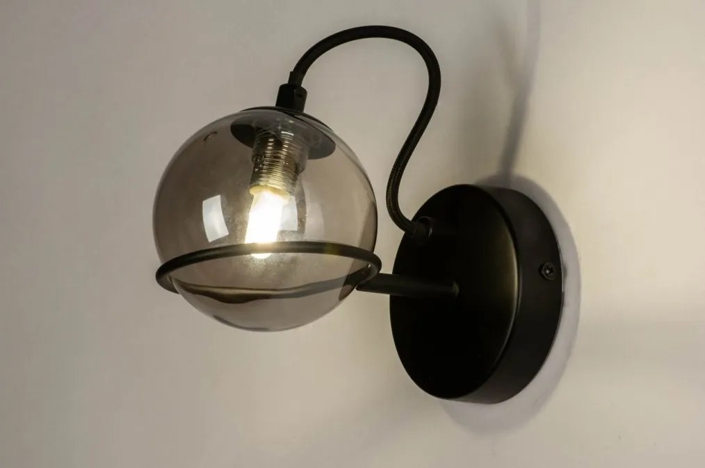 Nástěnné designové skleněné svítidlo Louver Nero