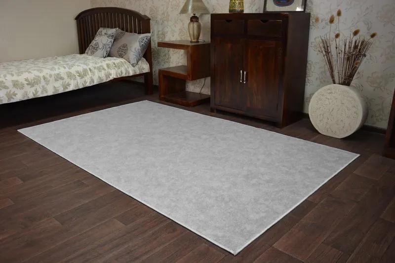 Kusový koberec SERENADE Hagy stříbrný
