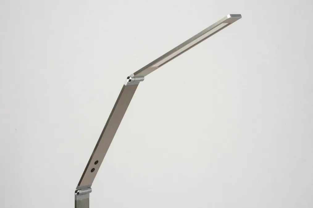 Stojací designová LED lampa se stmívačem D-Tech