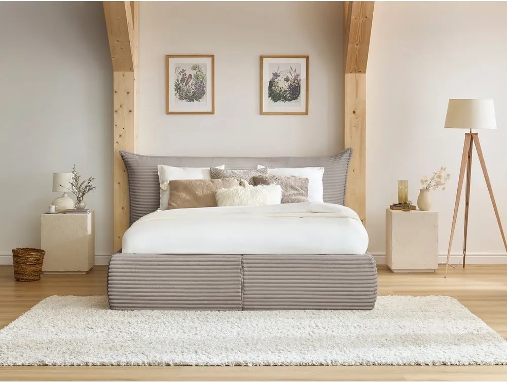 Taupe čalouněná dvoulůžková postel s úložným prostorem s roštem 180x200 cm Jade - II. jakost – Bobochic Paris
