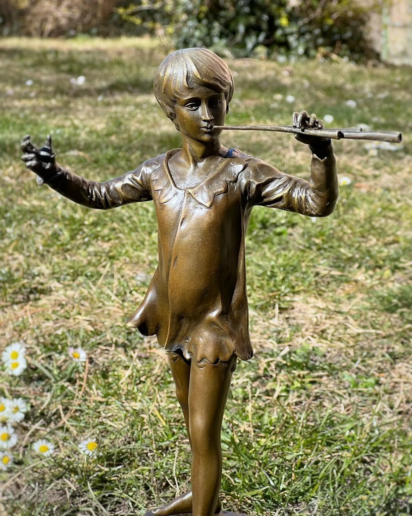 Bronzová soška socha - Peter Pan