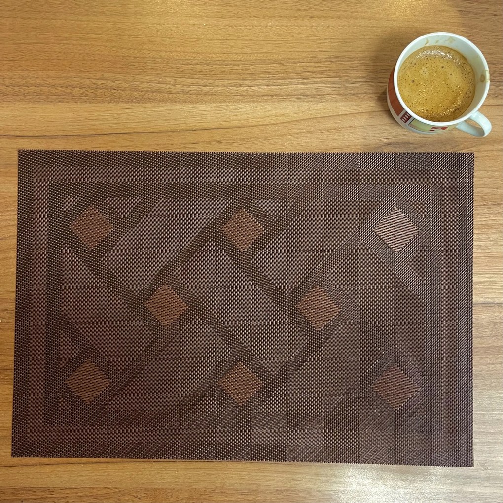 Prostírání Deluxe pod talíř Kendrick hnědá 35x45cm TiaHome