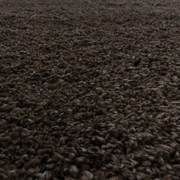 Vopi | Kusový koberec Fluffy shaggy 3500 brown - Kruh průměr 160 cm
