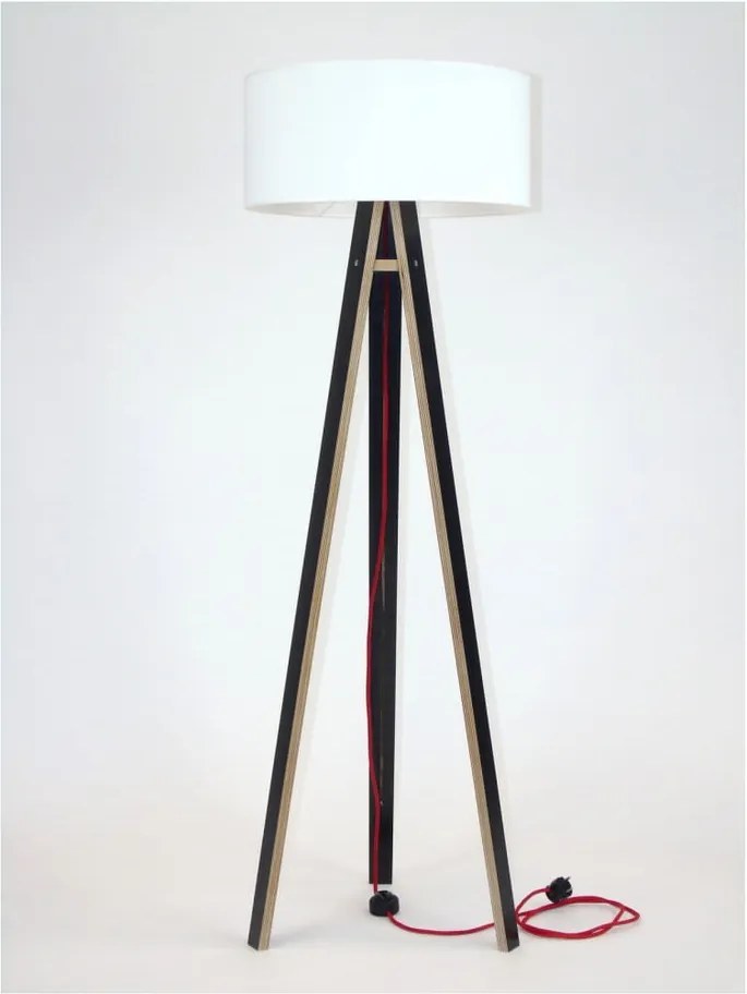Černá stojací lampa s bílým stínítkem a červeným kabelem Ragaba Wanda
