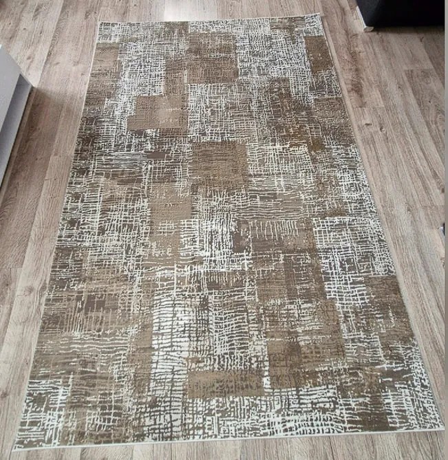 HU Béžový koberec Luxess 10133-Beige Rozměr: 60x110 cm