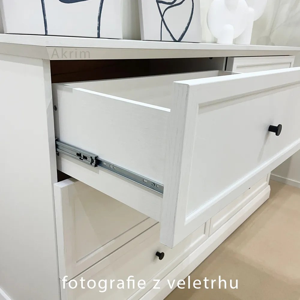 LUCCA b | vitrína W4D2S s policemi a zásuvkami | 114,4 cm | bílá