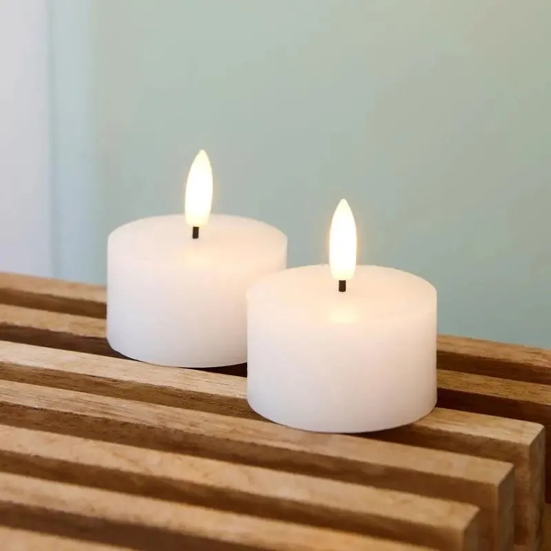 Sada LED čajové svíčky na baterie Sille Tealight, Ø 4,5 × 2,2 cm, bílé, z pravého vosku, balení 2 ks