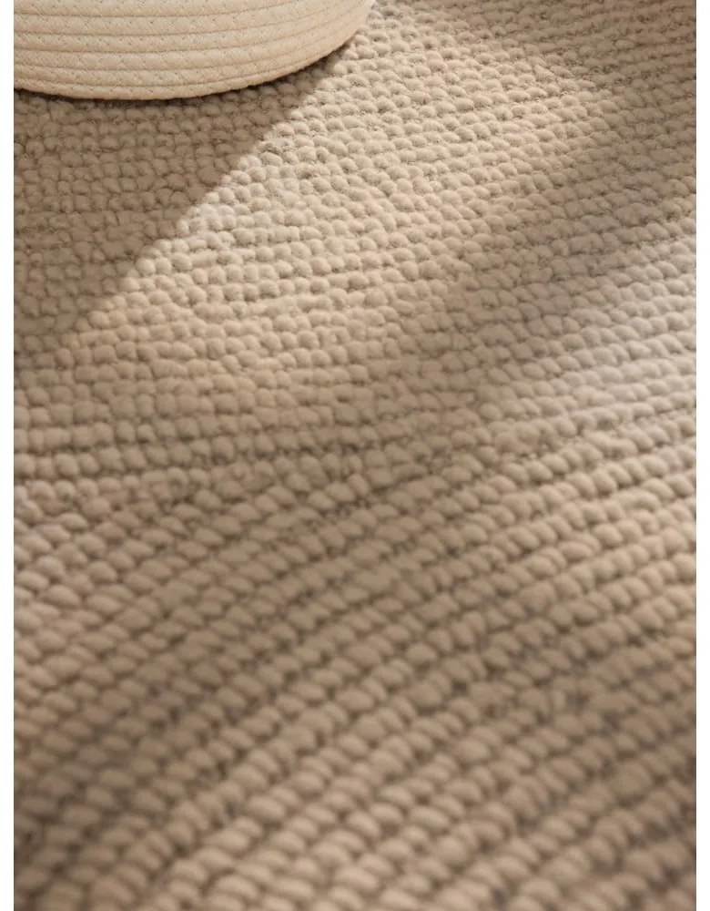 Béžový ručně tkaný vlněný koberec 80x150 cm Calmio – Hanse Home