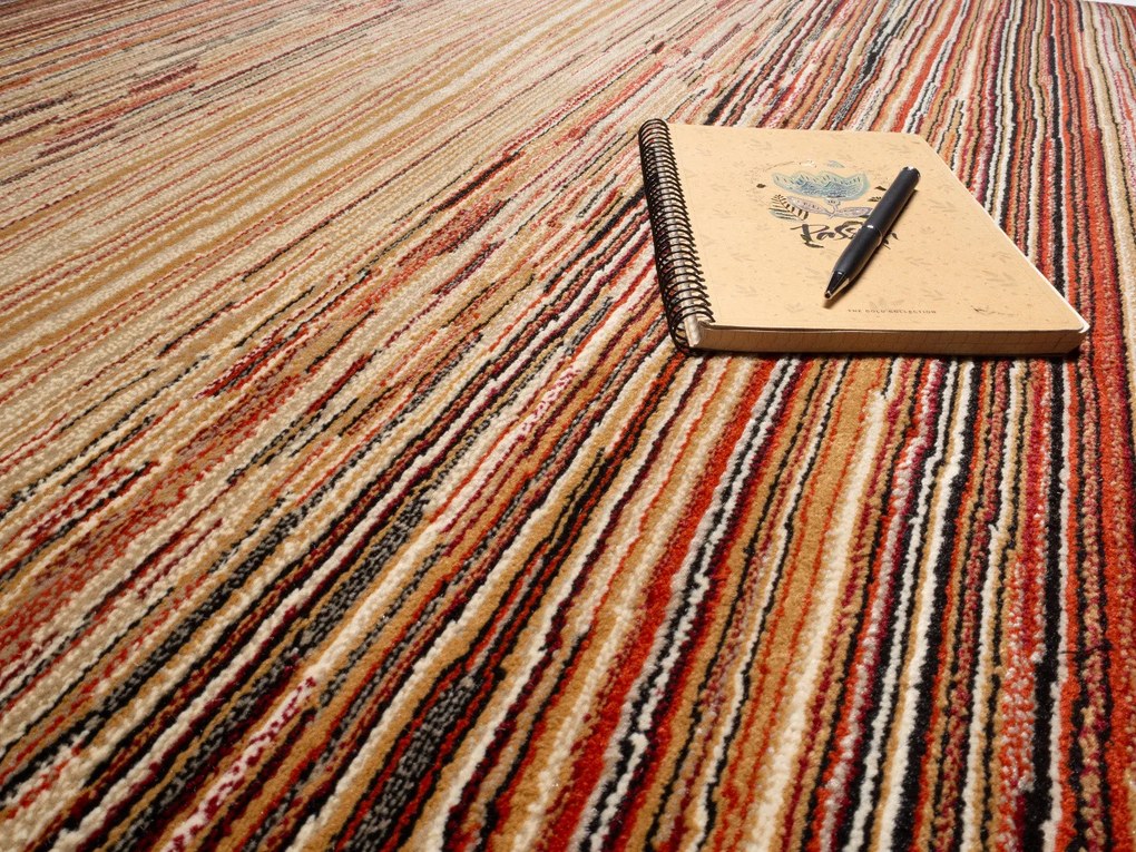 Spoltex, Kusový koberec Cambridge red/beige 5668, 80x150, červená, obývací pokoj