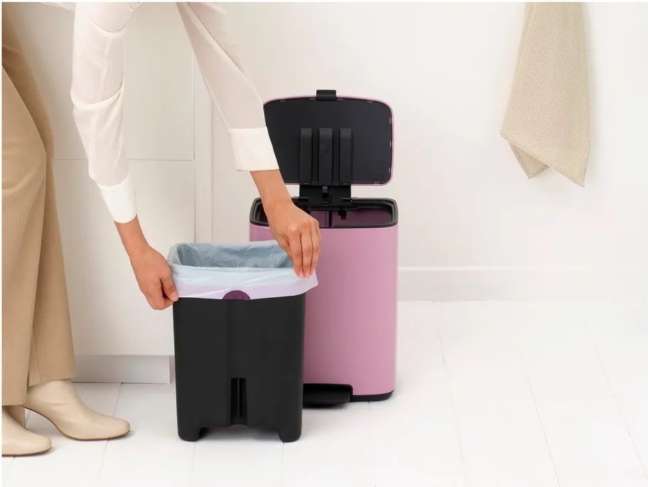 Růžový nášlapný ocelový odpadkový koš 12 l Bo – Brabantia