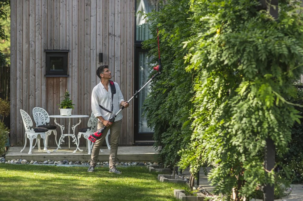 Akumulátorové nůžky na živý plot CRAMER 48PH (Dodáváno bez baterie a nabíječky)
